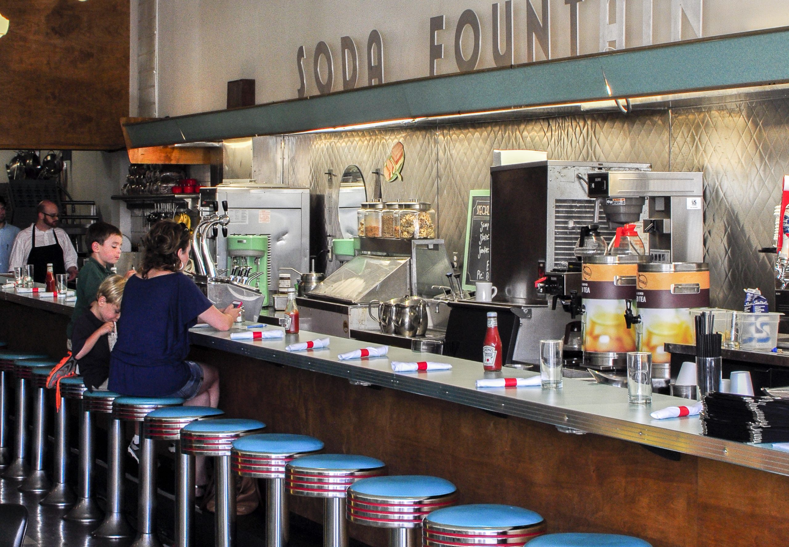 Brent's Brings Back Breakfast, UMMC/Mayo Clinic Collaborate, Landmark ...