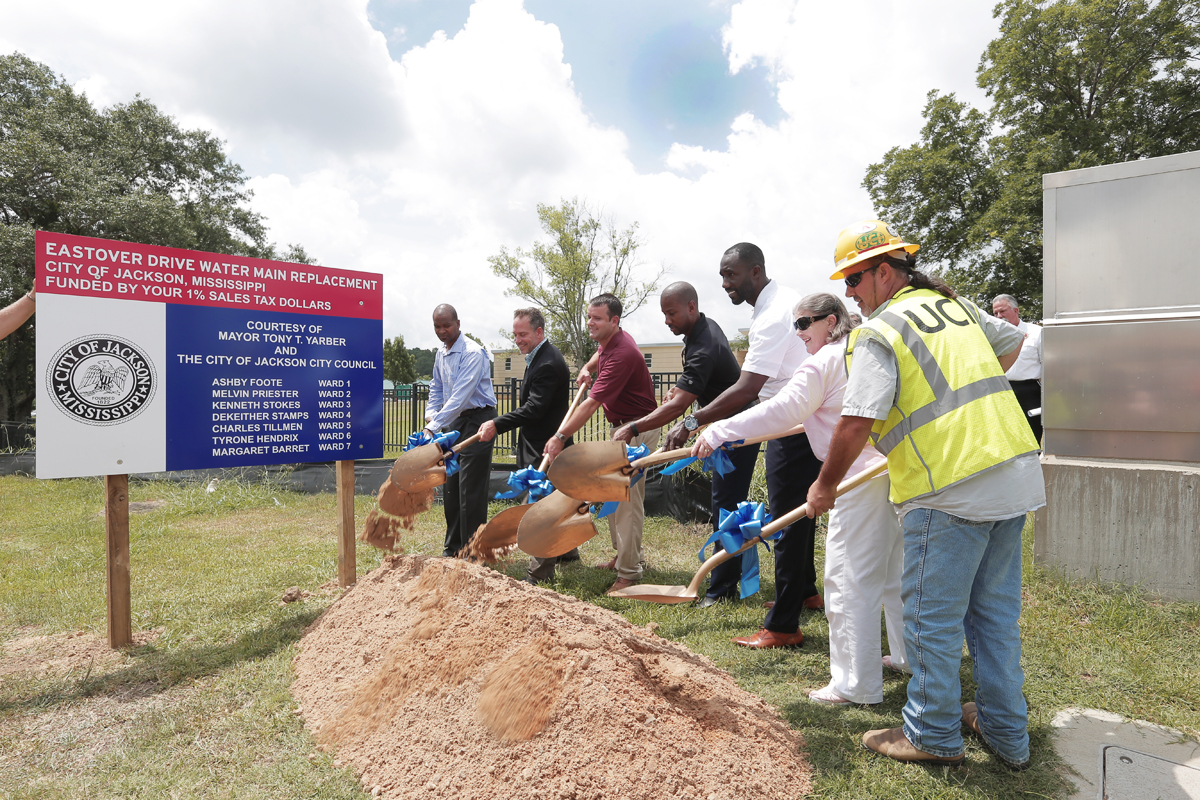 Water Main Replacement Project on Eastover Begins - Mississippi Free Press