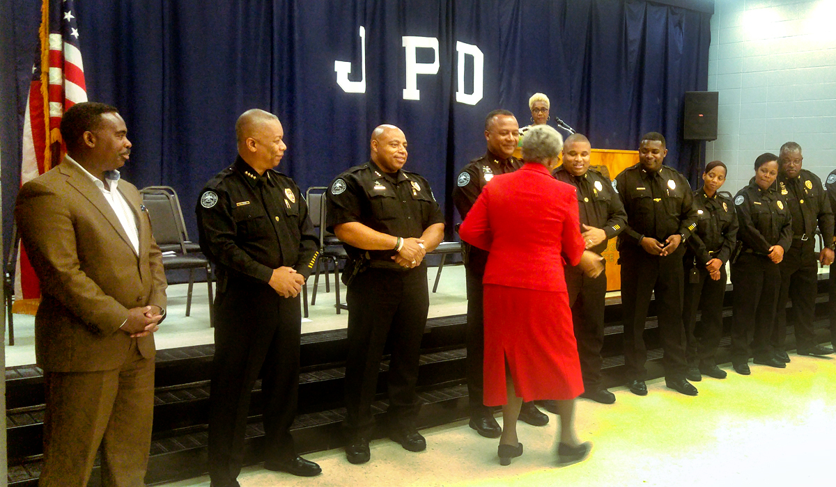 Citizens' Police Academy Graduates 30 People - Mississippi Free Press