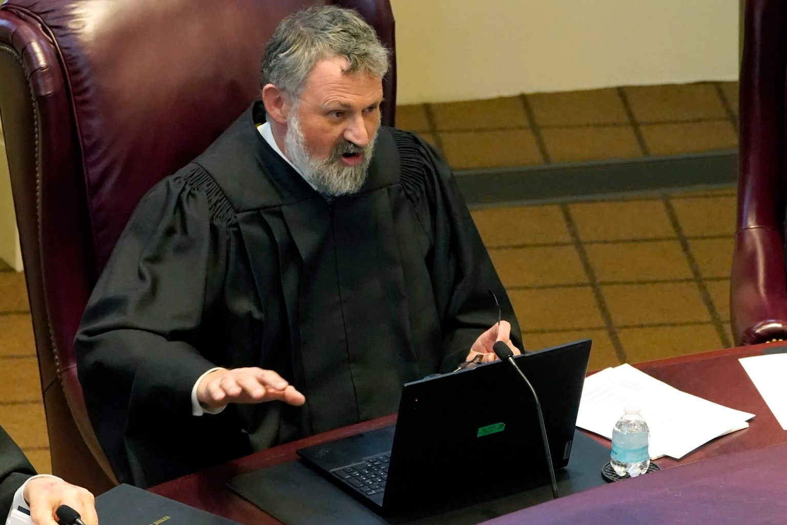 Justices Revive Bryant’s Lawsuit Over Welfare Scandal Reporting